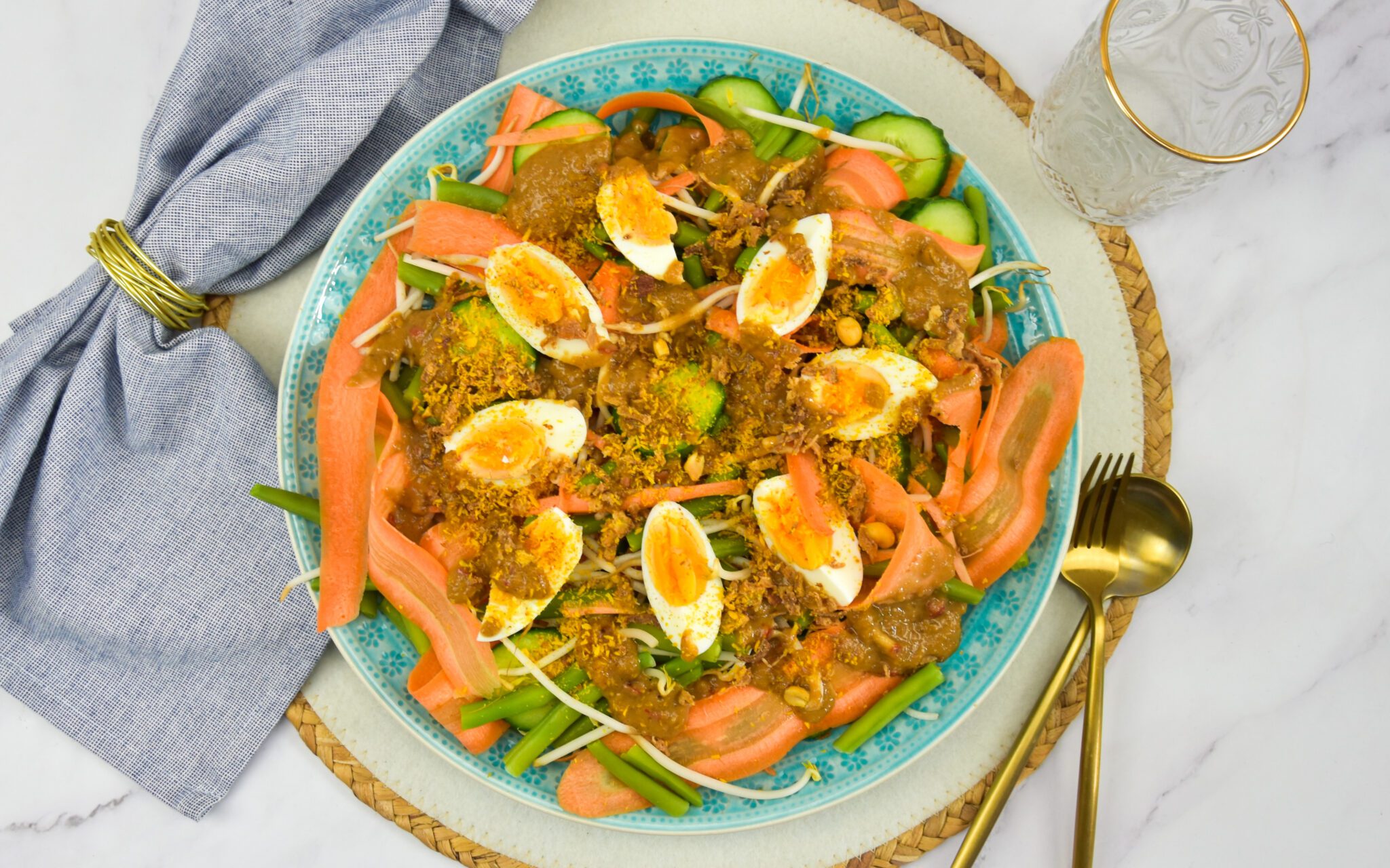Gado Gado met zelfgemaakte satésaus - EvieKookt
