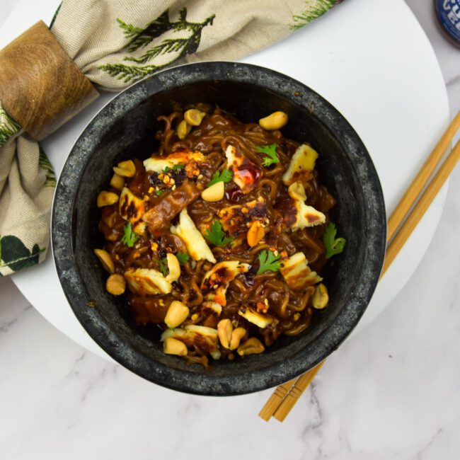 Snickers pindakaas cake - EvieKookt